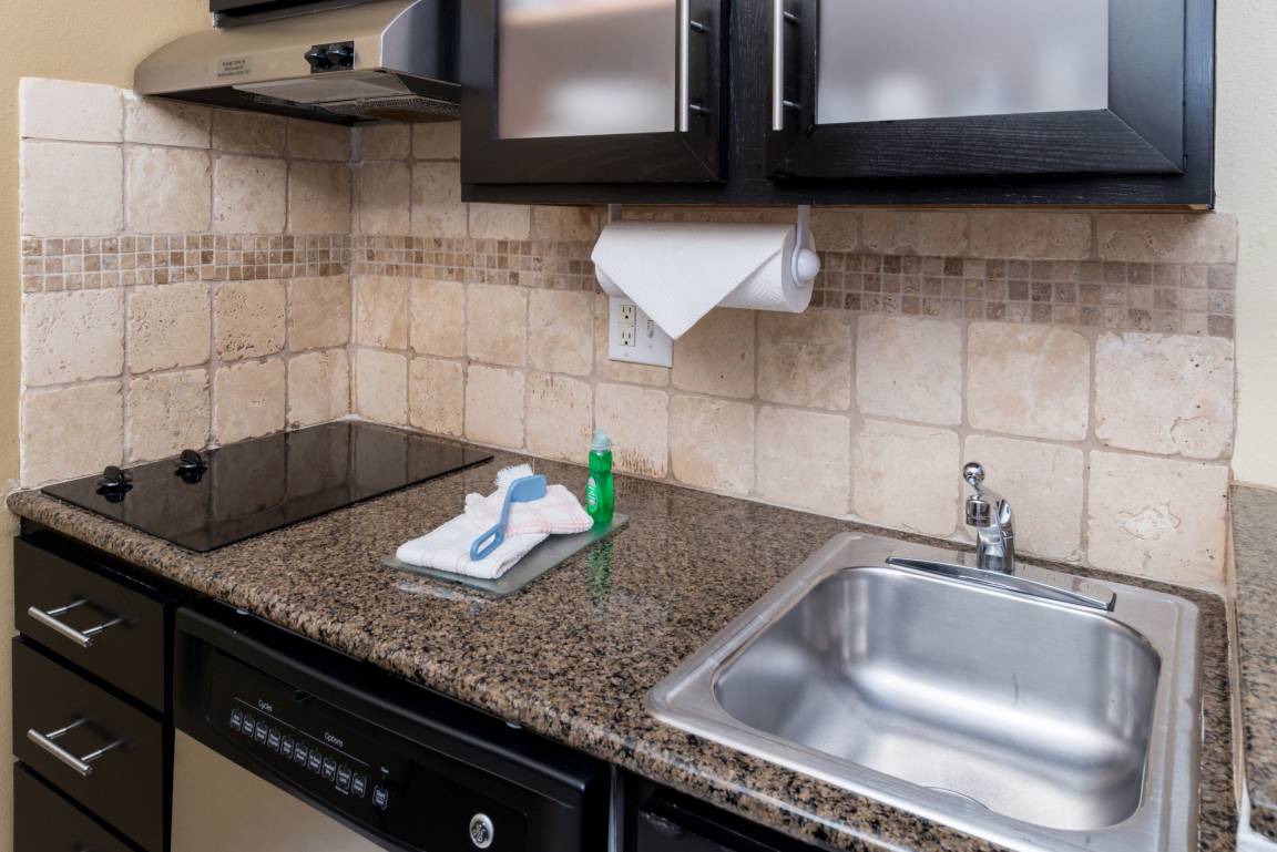 Studio Flat ∙ 1 Bedroom ∙ 3 Guests - Aurora, CO