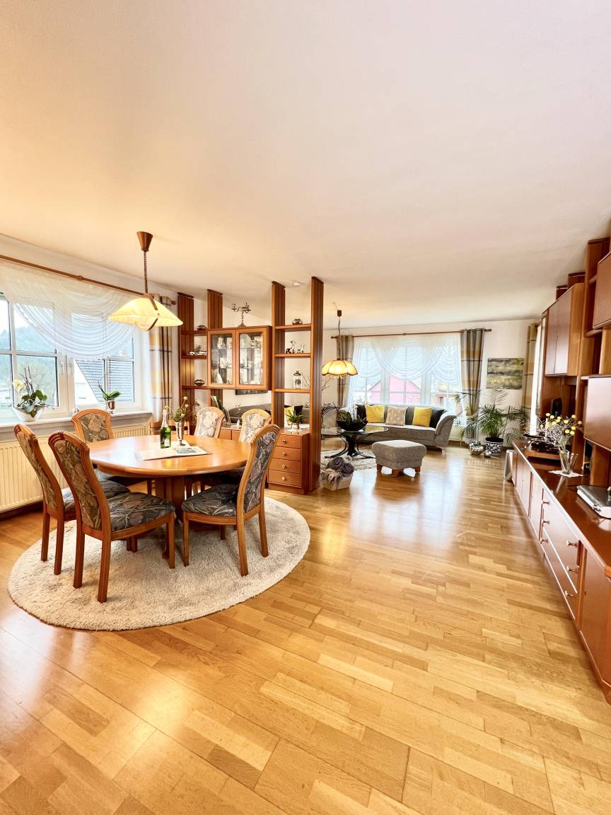 133 M² Ferienhaus ∙ 4 Schlafzimmer ∙ 8 Gäste - Manderscheid