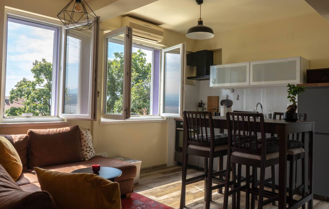 38 M² Ferienwohnung ∙ 1 Schlafzimmer ∙ 2 Gäste - Lovran