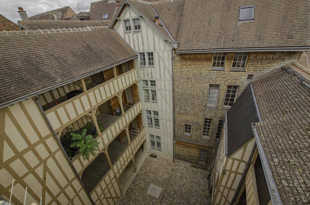 110 M² Gîte ∙ 3 Chambres ∙ 6 Personnes - Troyes