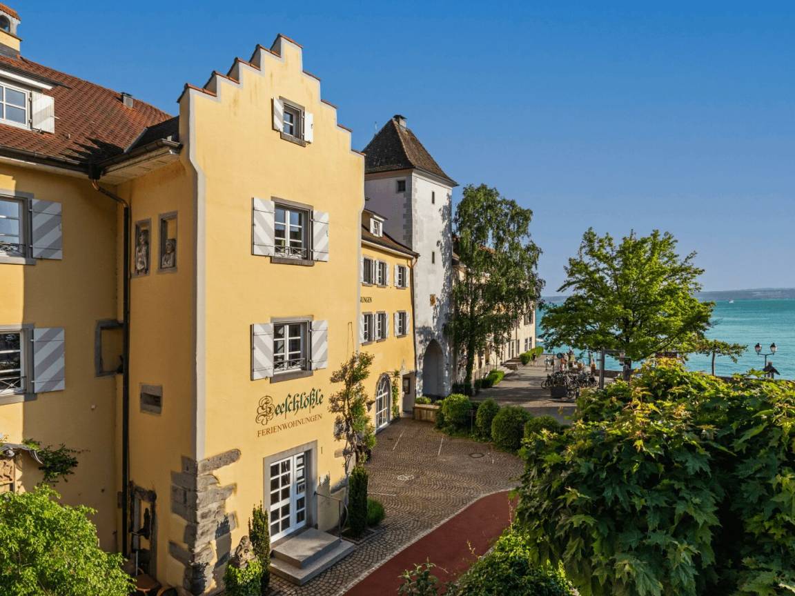 70 M² Apartment ∙ 1 Bedroom ∙ 4 Guests - Konstanz
