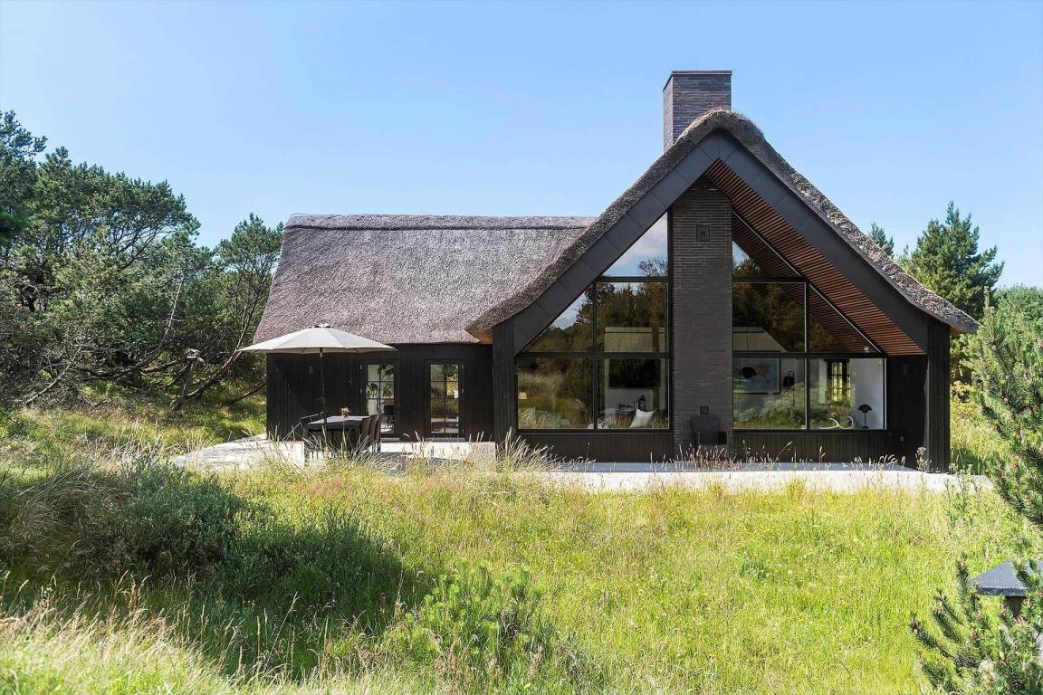 150 M² Ferienhaus ∙ 4 Schlafzimmer ∙ 8 Gäste - Blåvand