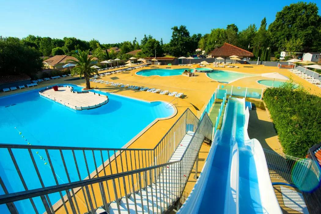 24 M² Caravan ∙ 2 Bedrooms ∙ 4 Guests - Mimizan