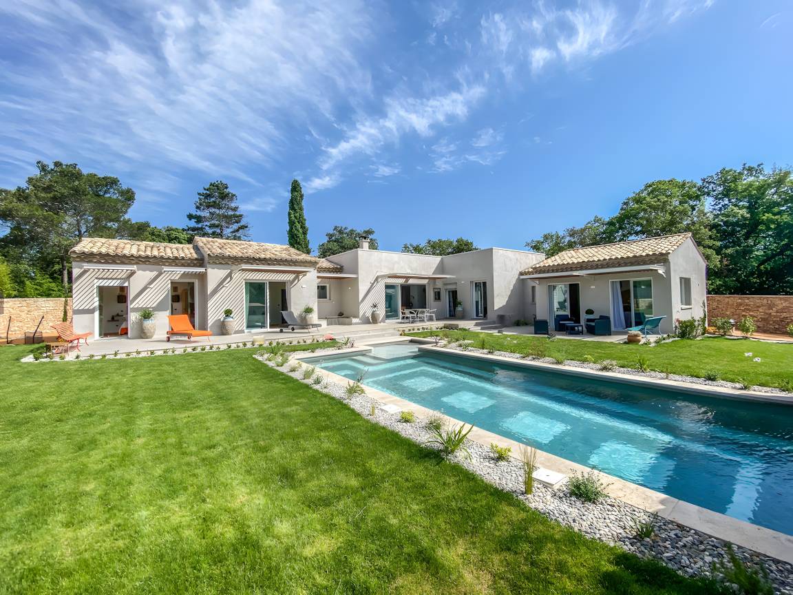 180 M² Villa ∙ 3 Schlafzimmer ∙ 6 Gäste - Collias