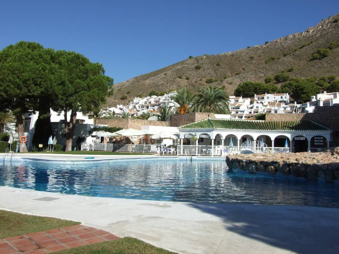 60 M² Apartamento ∙ 3 Habitaciones ∙ 6 Huéspedes - Nerja