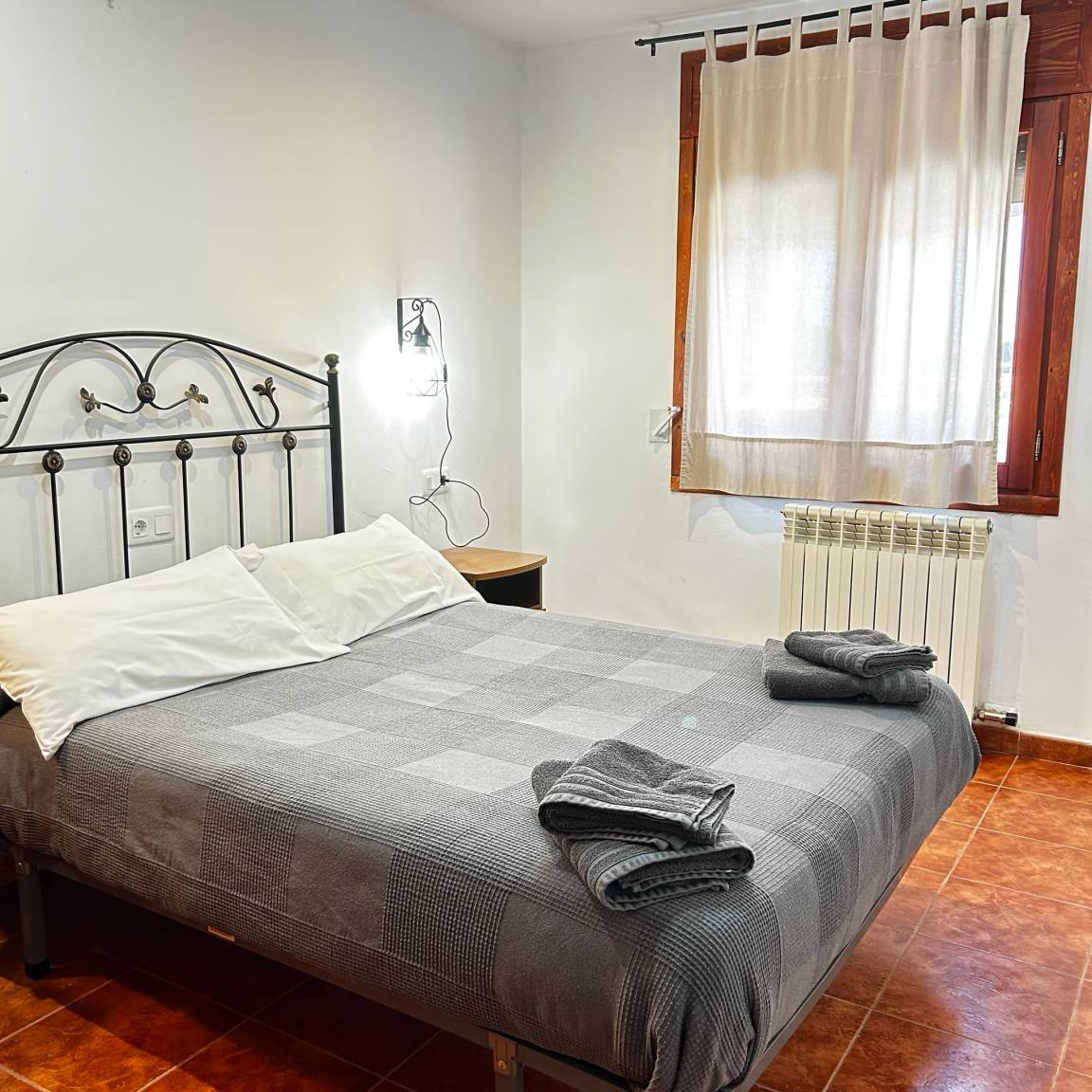 60 M² Apartamento ∙ 2 Habitaciones ∙ 6 Huéspedes - Frías de Albarracín