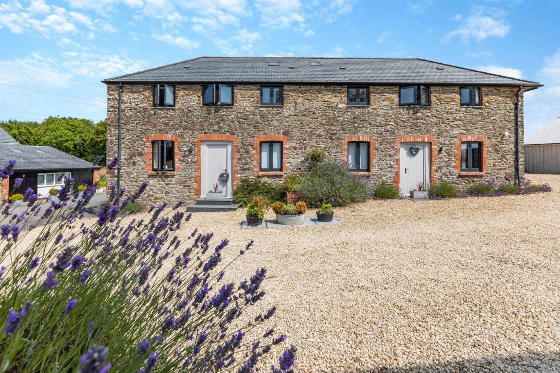 Cottage ∙ 2 Bedrooms ∙ 4 Guests - North Devon District