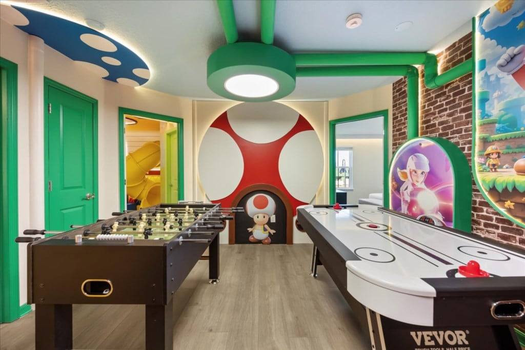 Villa ∙ 10 Bedrooms ∙ 24 Guests - Clermont, FL