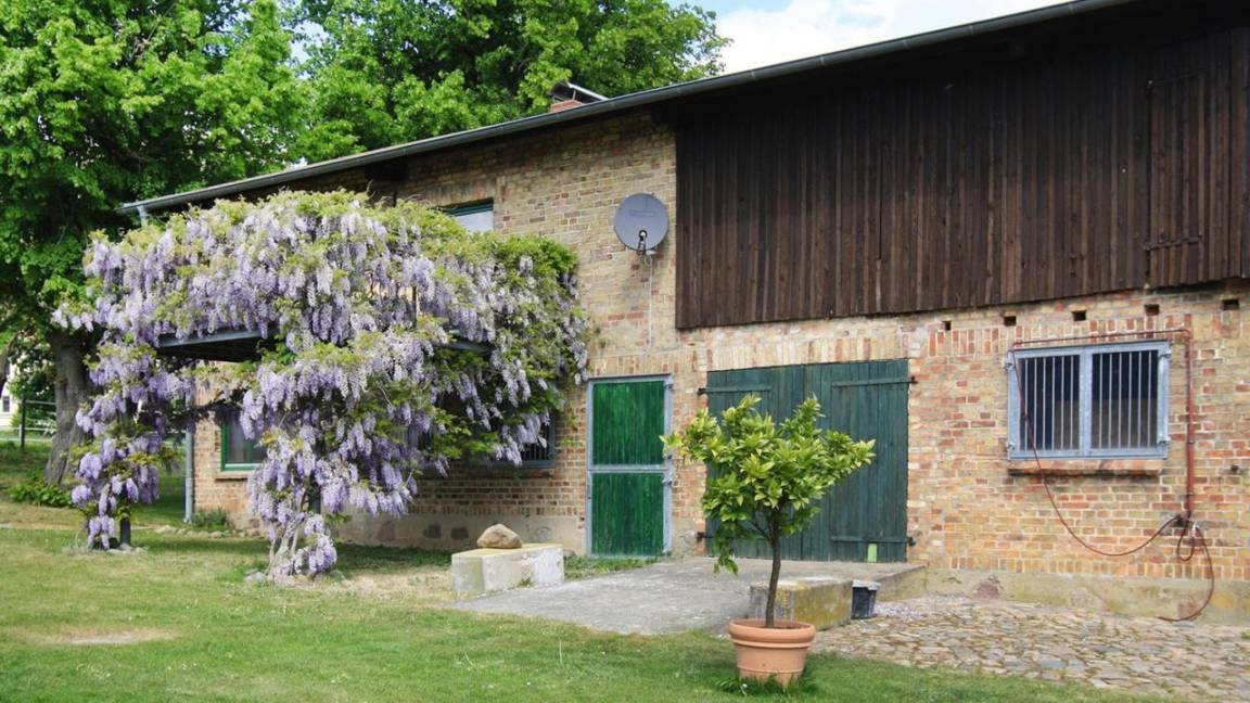 110 M² Huis ∙ 2 Slaapkamers ∙ 4 Gasten - Warin