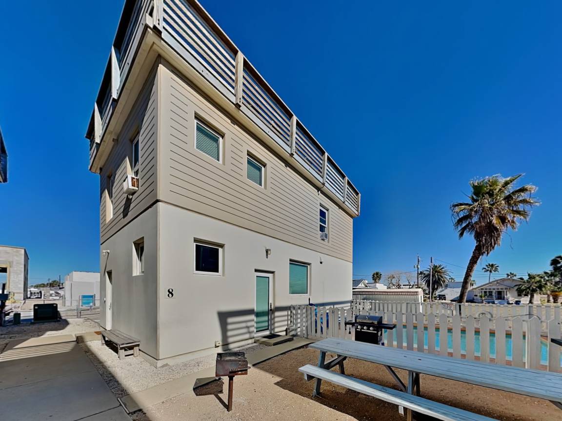 147 M² House ∙ 4 Bedrooms ∙ 12 Guests - Texas