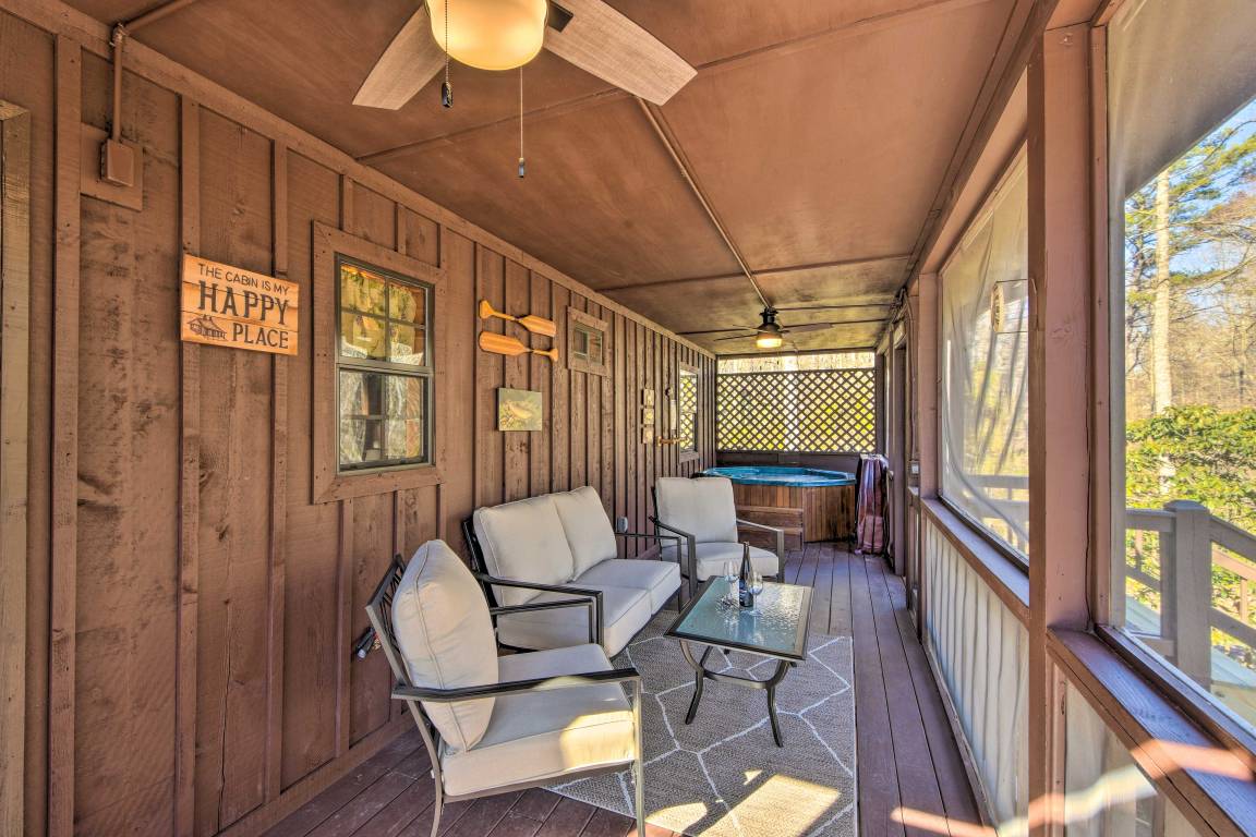 107 M² House ∙ 2 Bedrooms ∙ 4 Guests - Blue Ridge, GA
