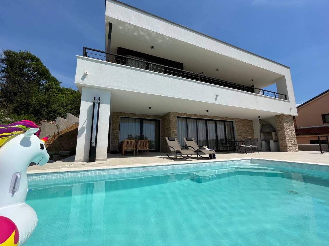160 M² Ferienhaus ∙ 3 Schlafzimmer ∙ 6 Gäste - Rijeka