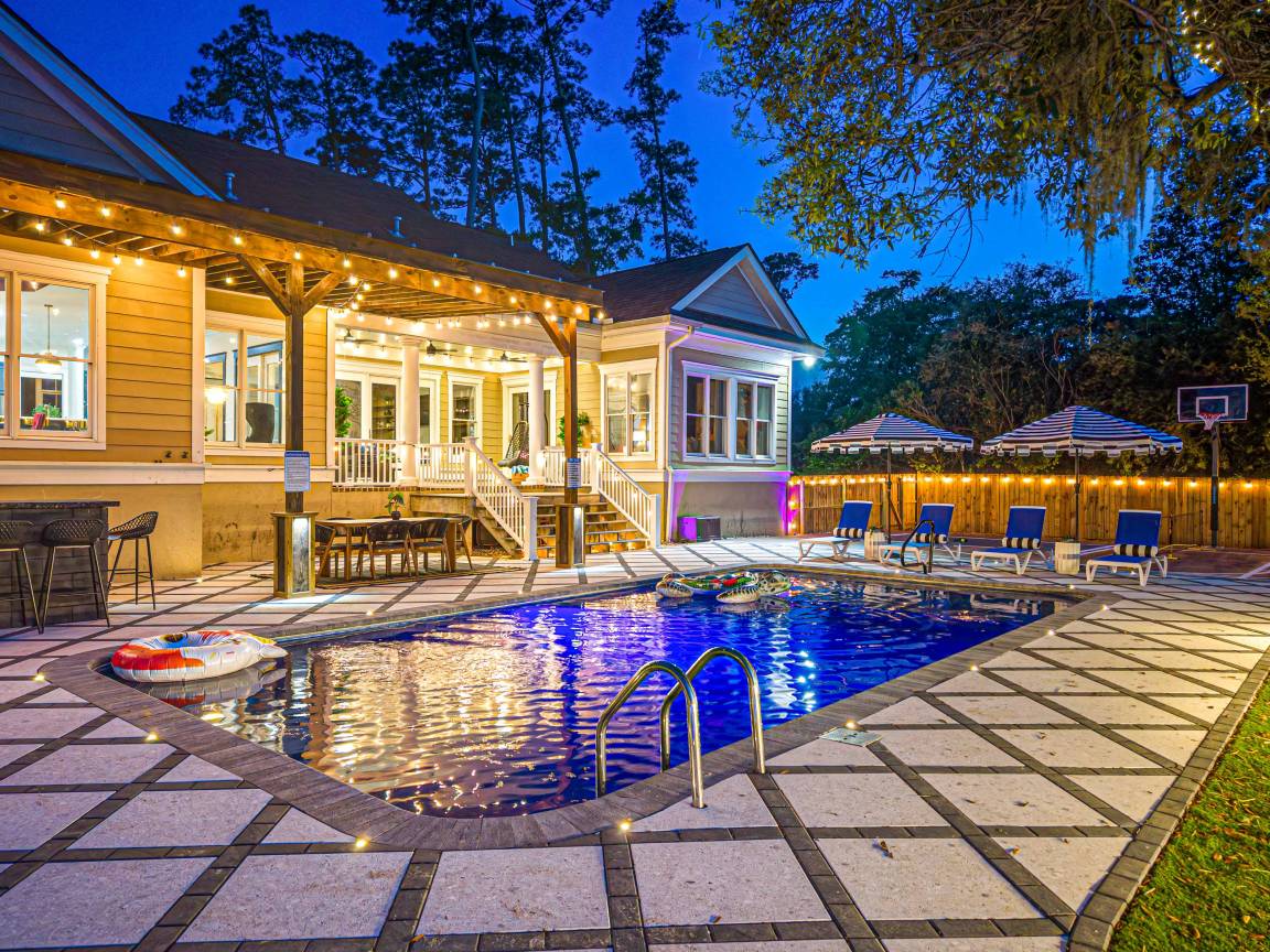 House ∙ 7 Bedrooms ∙ 16 Guests - Tybee Island, GA