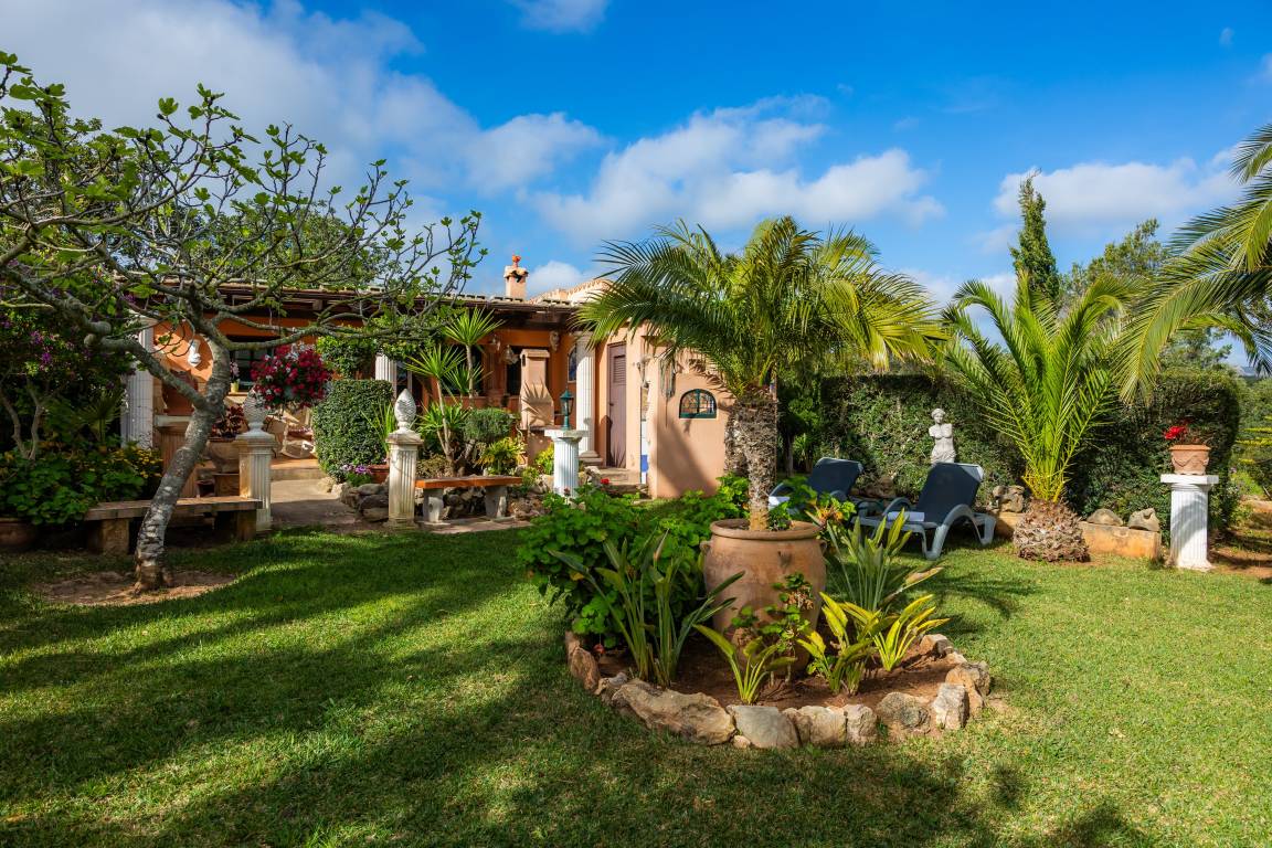 69 M² Casa De Campo ∙ 1 Habitación ∙ 2 Huéspedes - Mallorca