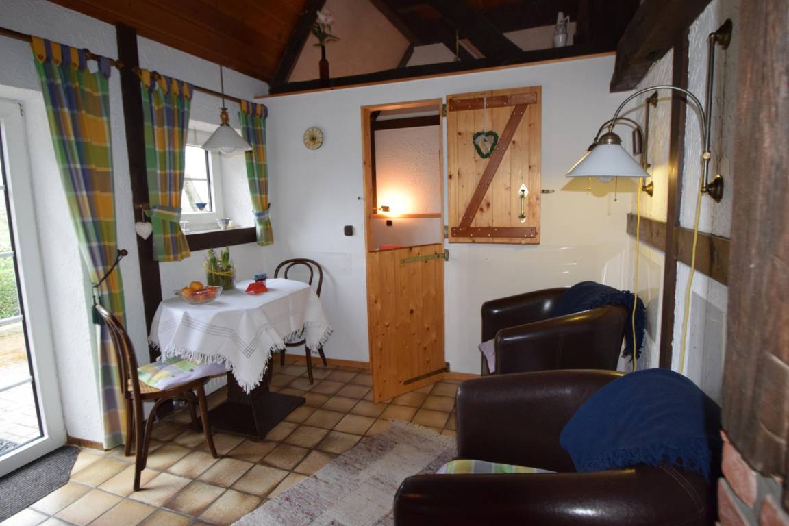28 M² Huoneisto ∙ 1 Makuuhuone ∙ 2 Vierasta - Preetz