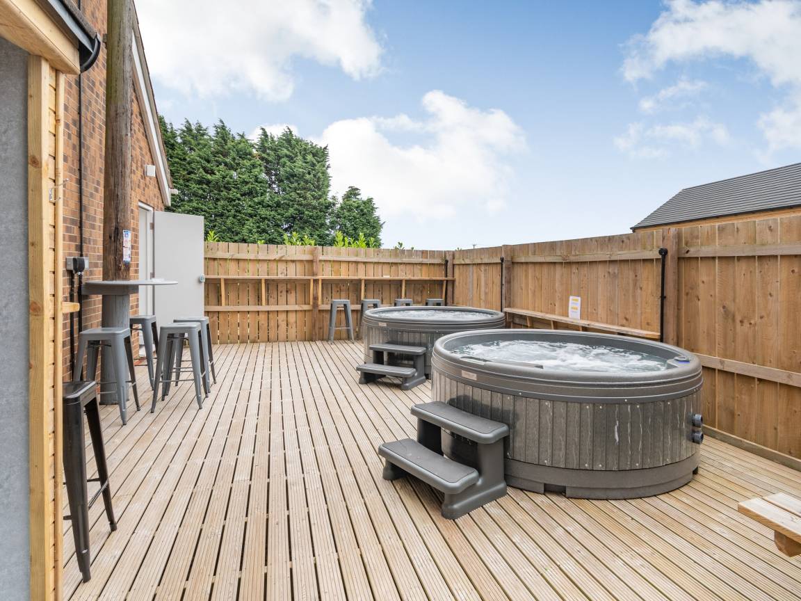 Cottage ∙ 7 Bedrooms ∙ 15 Guests - Hornsea