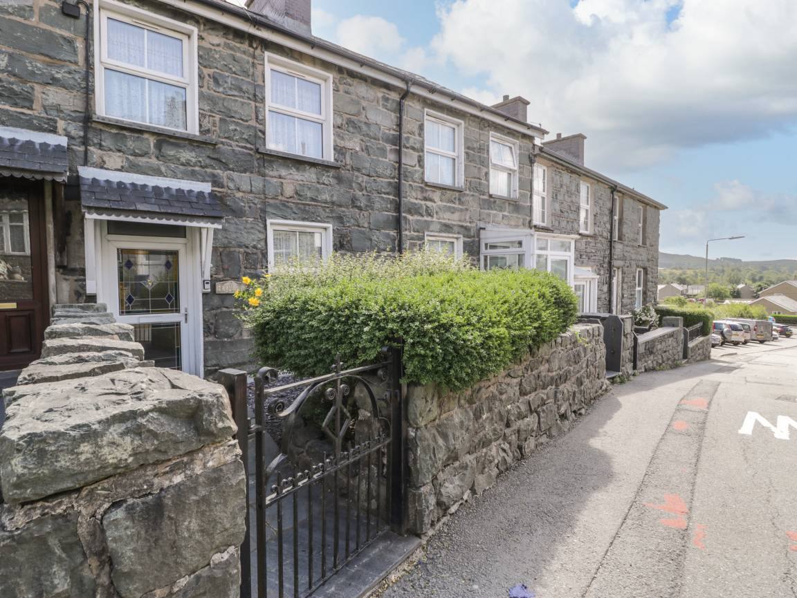 Cottage ∙ 2 Bedrooms ∙ 3 Guests - North Wales