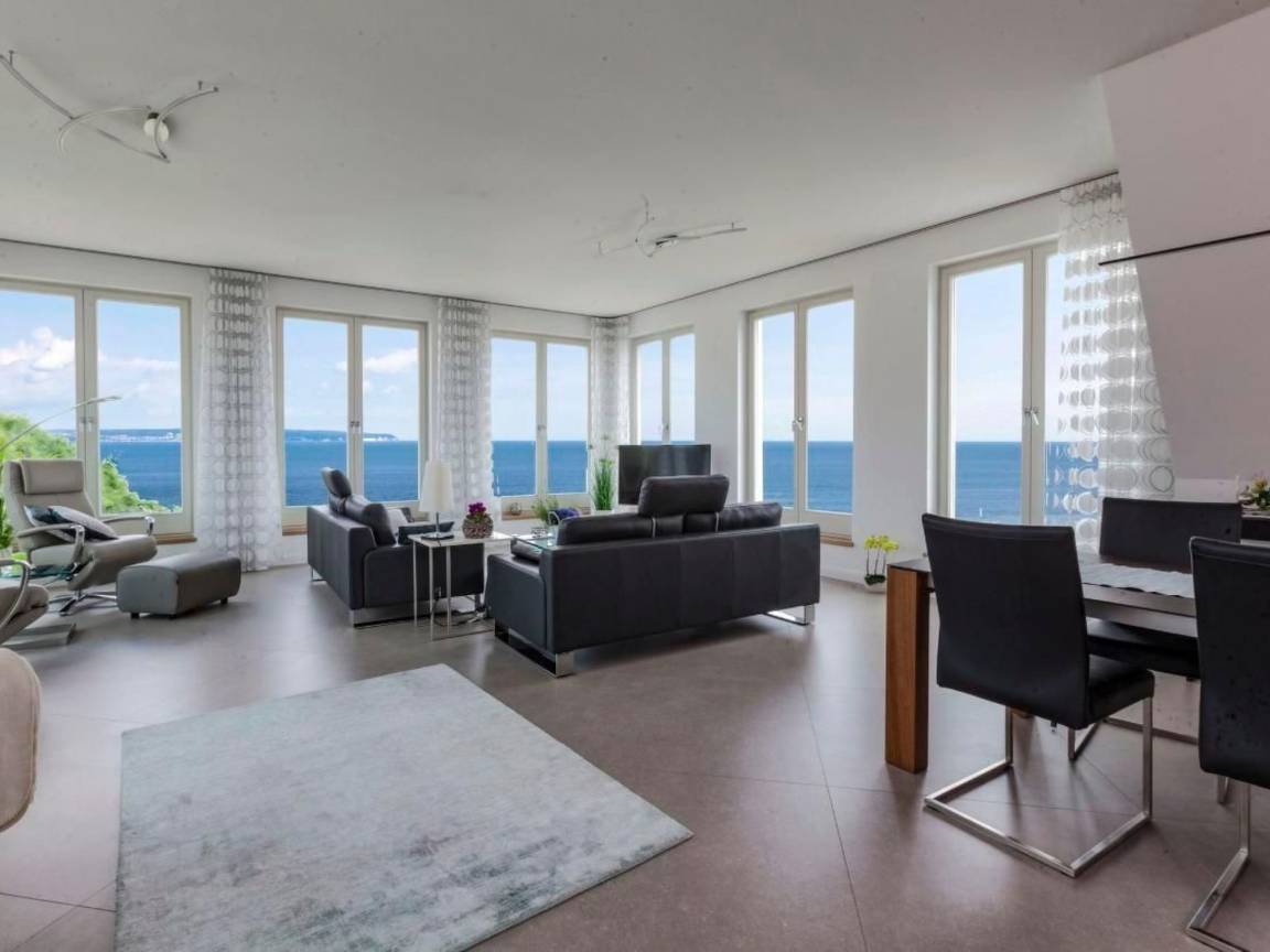 220 M² Ferienwohnung ∙ 3 Schlafzimmer ∙ 6 Gäste - Sellin
