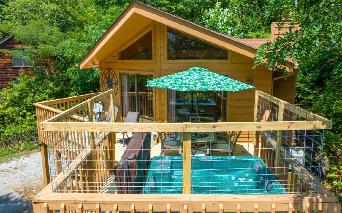 122 M² Cabin ∙ 3 Bedrooms ∙ 8 Guests - Wears Valley, TN
