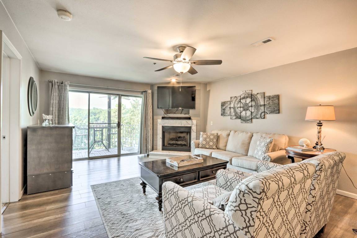 91 M² Apartment ∙ 2 Bedrooms ∙ 8 Guests - Osage Beach, MO