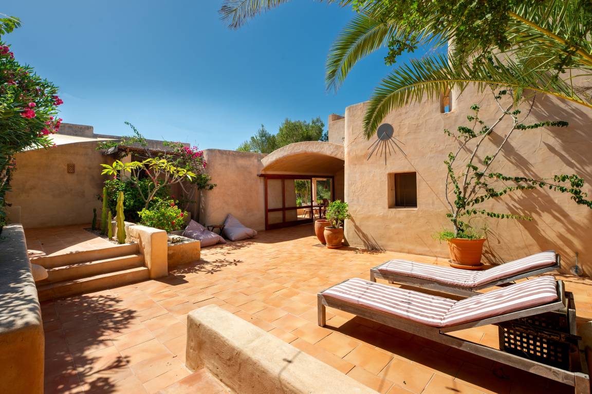300 M² Ferienhaus ∙ 4 Schlafzimmer ∙ 8 Gäste - Formentera