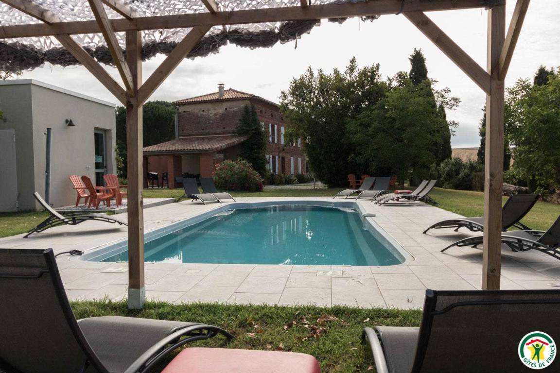 175 M² Gîte ∙ 5 Chambres ∙ 12 Personnes - Nailloux