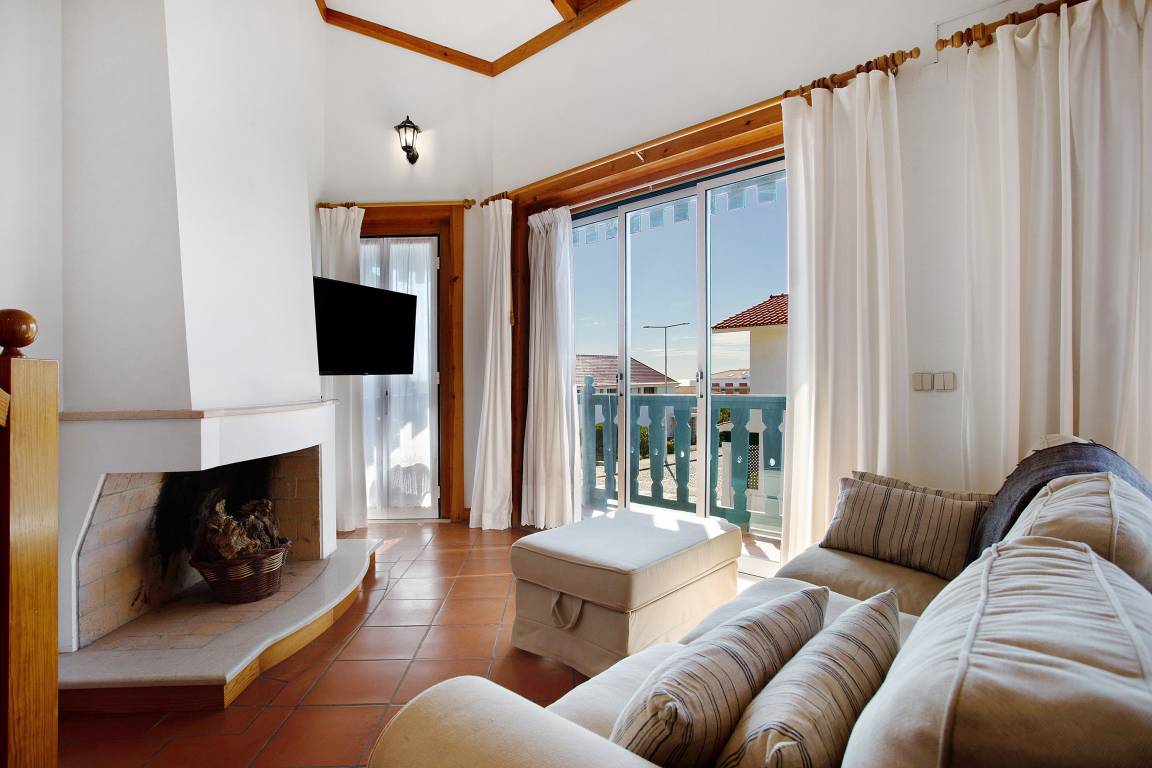 140 M² Apartamento ∙ 3 Habitaciones ∙ 8 Huéspedes - Maceira