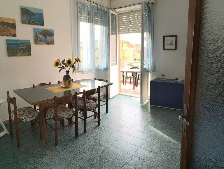 70 M² Apartment ∙ 2 Bedrooms ∙ 6 Guests - Follonica