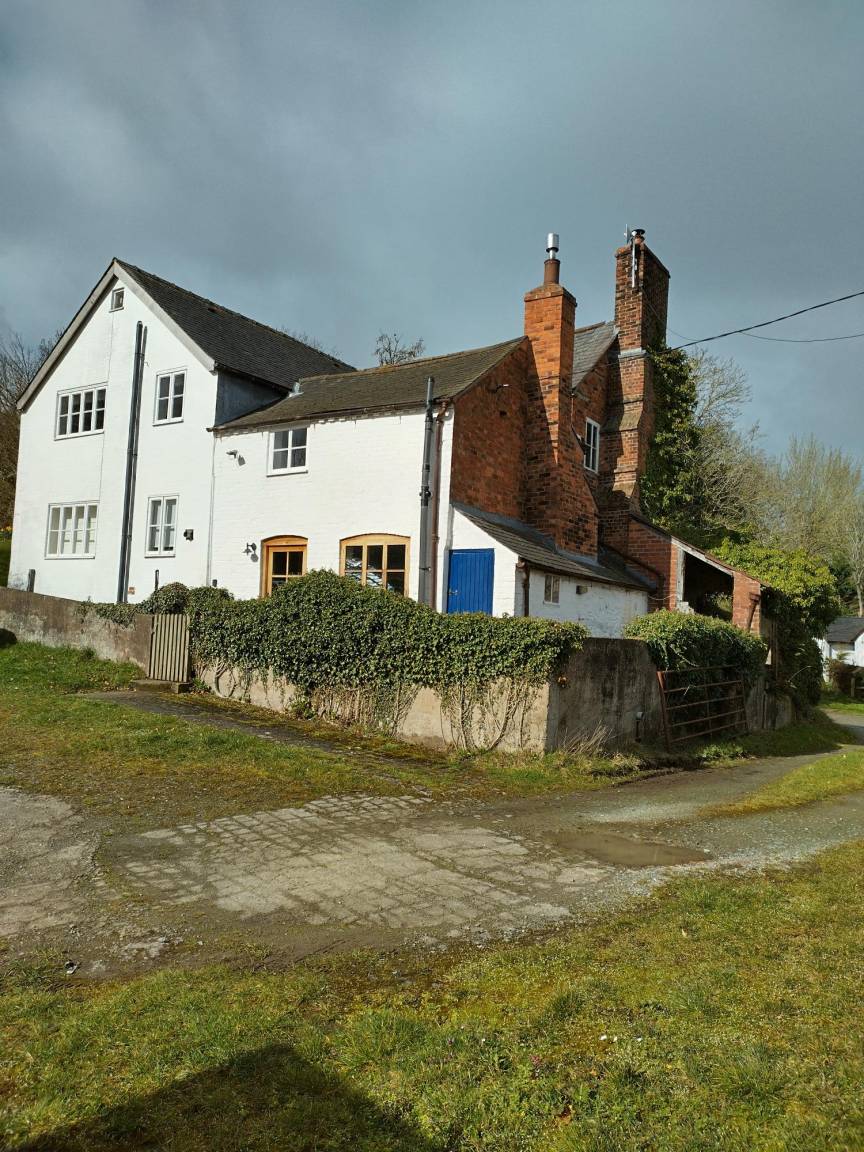House ∙ 6 Bedrooms ∙ 10 Guests - Welshpool