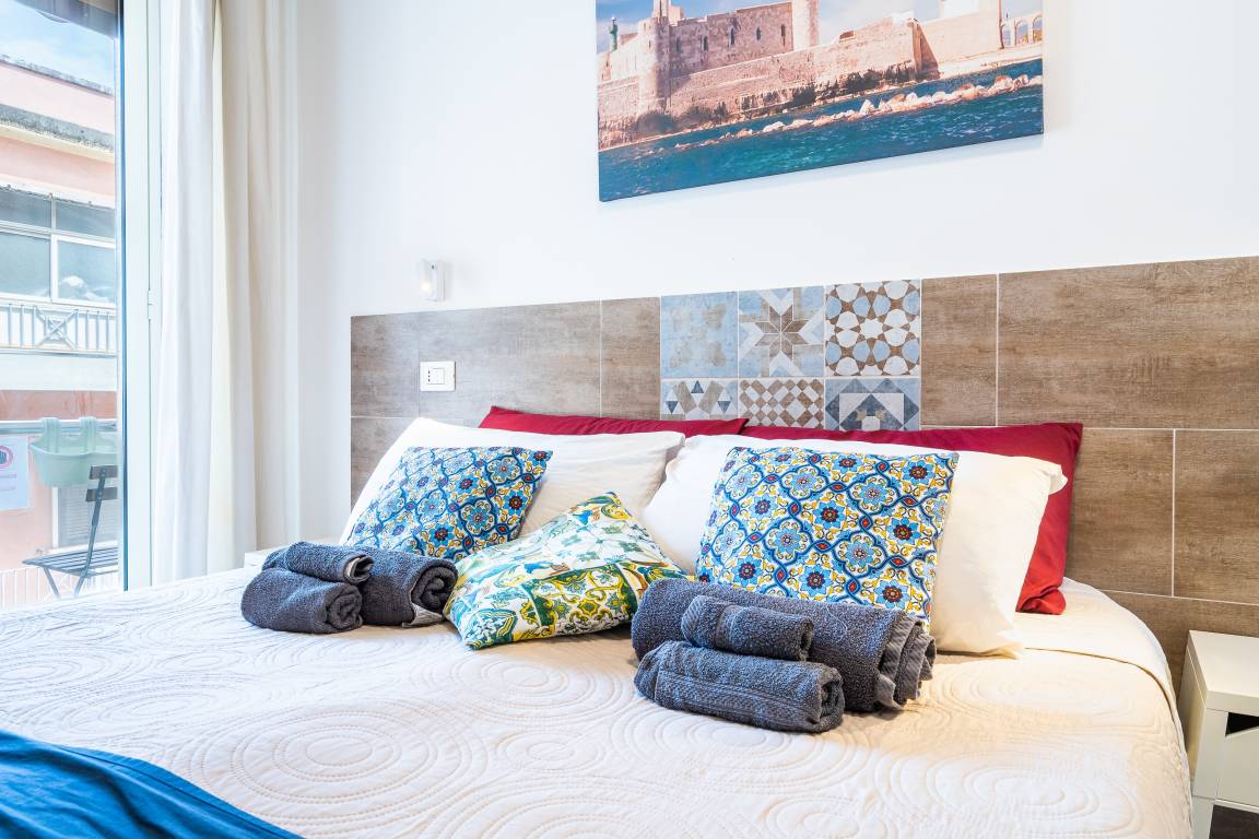 16 M² Herberg ∙ 1 Slaapkamer ∙ 3 Gasten - Siracusa