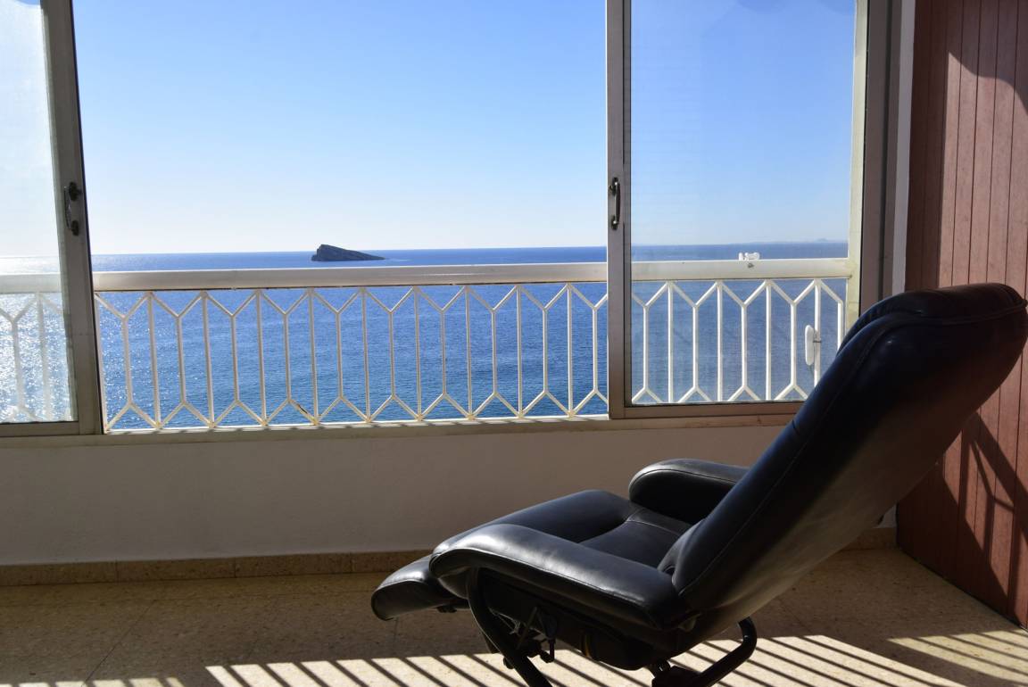 90 M² Apartamento ∙ 2 Habitaciones ∙ 6 Huéspedes - Benidorm
