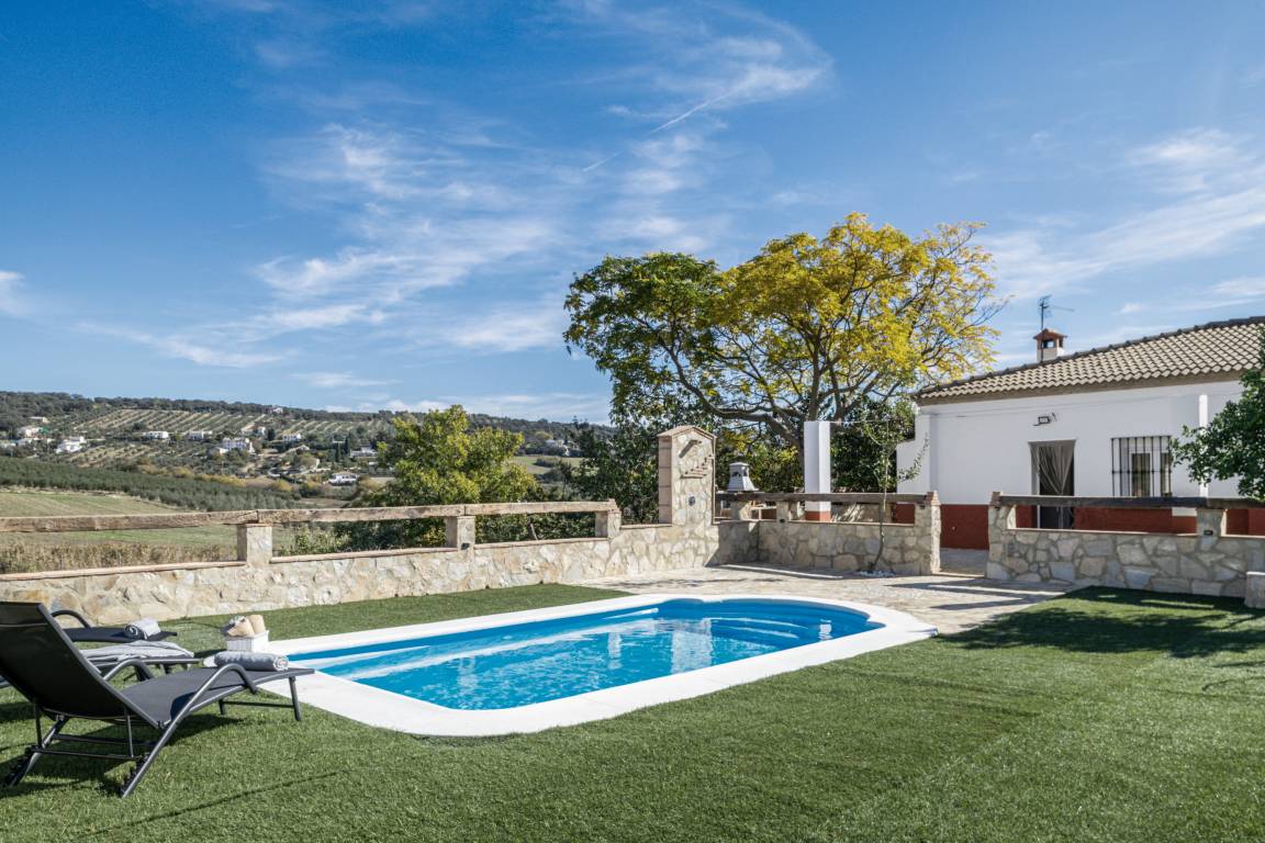 180 M² Chalet ∙ 4 Habitaciones ∙ 8 Huéspedes - Andalucía