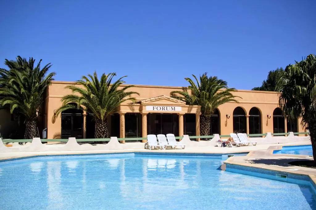 28 M² Hotel ∙ 1 Bedroom ∙ 4 Guests - Arles