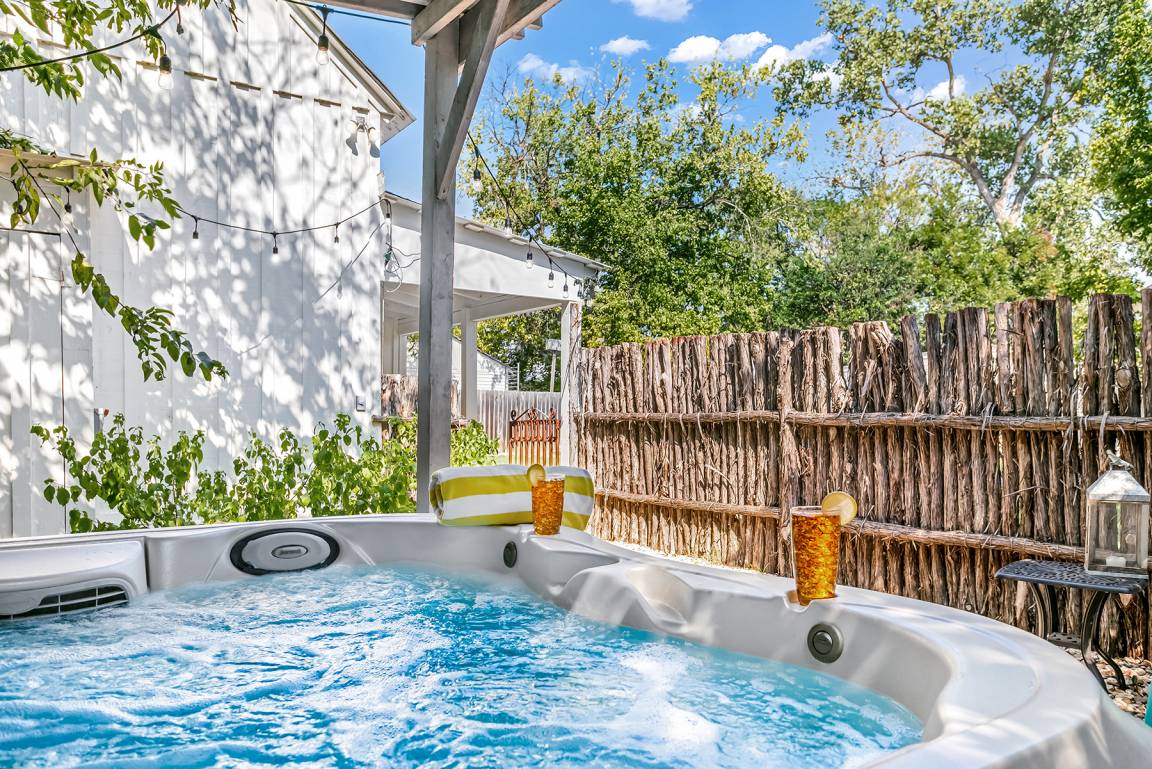 Cottage ∙ 1 Bedroom ∙ 2 Guests - Texas