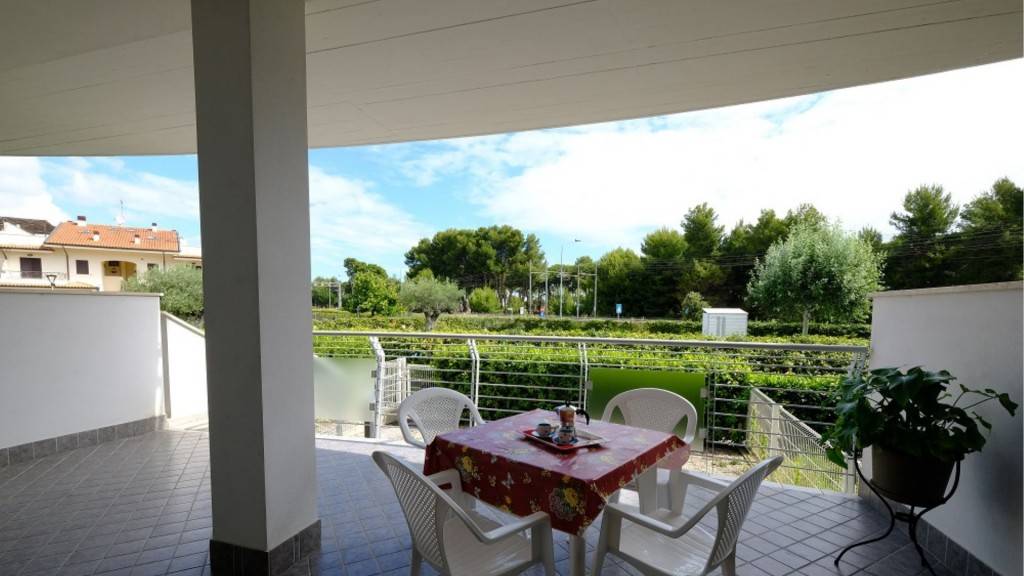 55 M² Apartment ∙ 2 Bedrooms ∙ 5 Guests - Roseto degli Abruzzi
