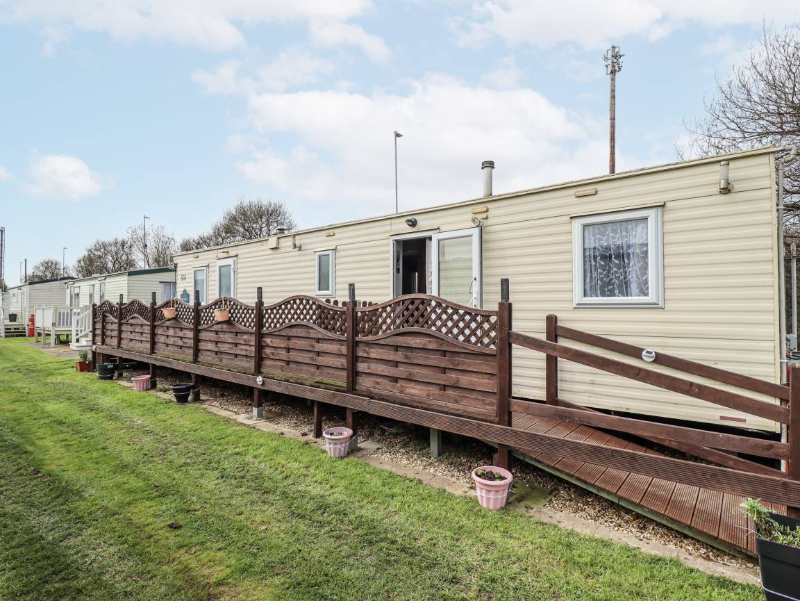 Cottage ∙ 3 Bedrooms ∙ 6 Guests - Anderby Creek