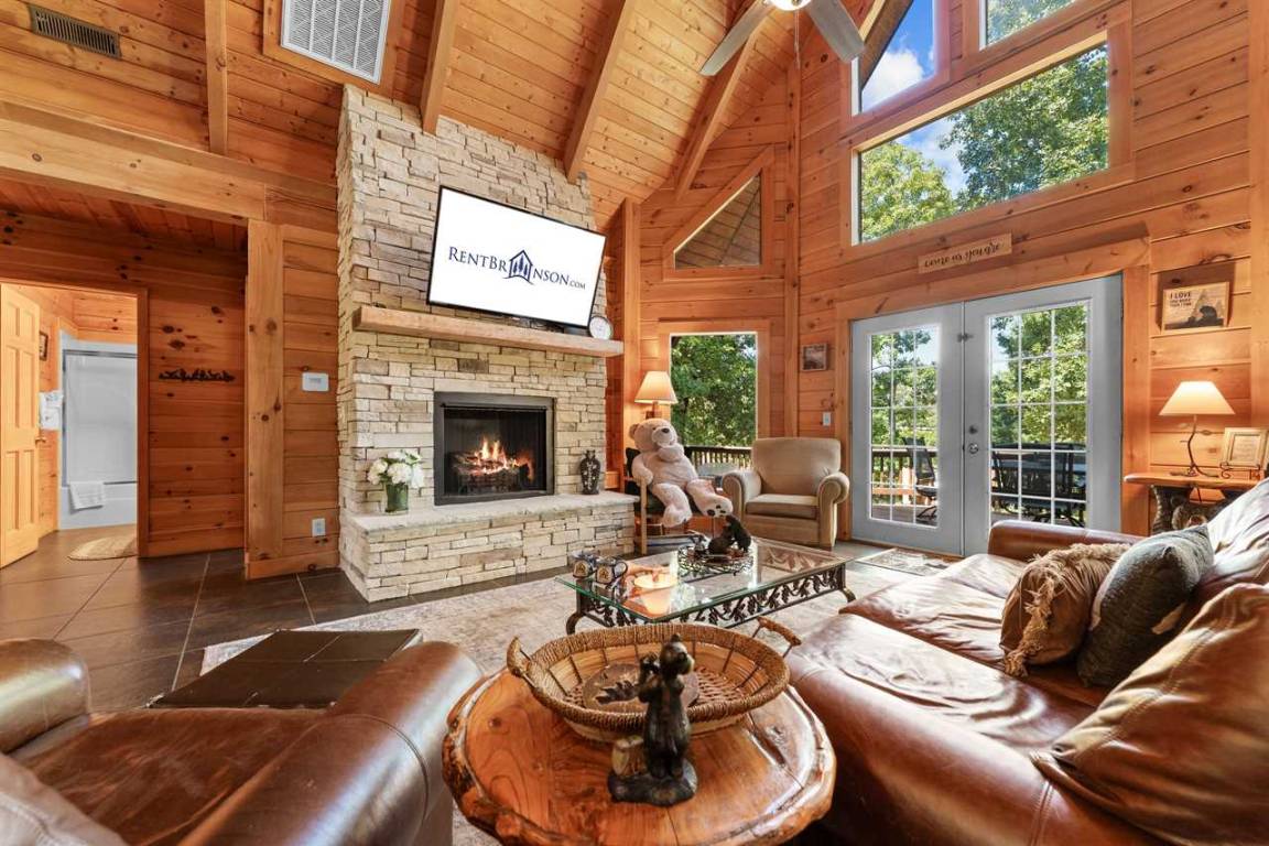 116 M² Cabin ∙ 3 Bedrooms ∙ 8 Guests - Ridgedale, MO