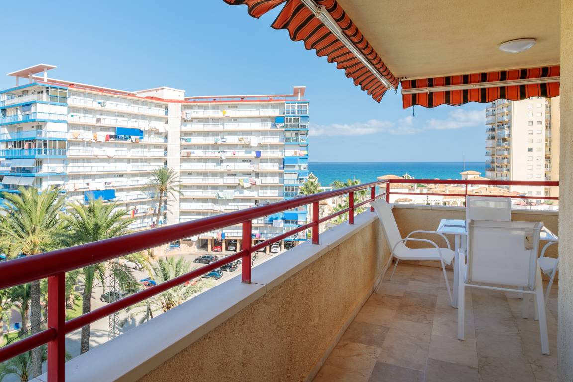 140 M² Ferienwohnung ∙ 3 Schlafzimmer ∙ 6 Gäste - Alicante