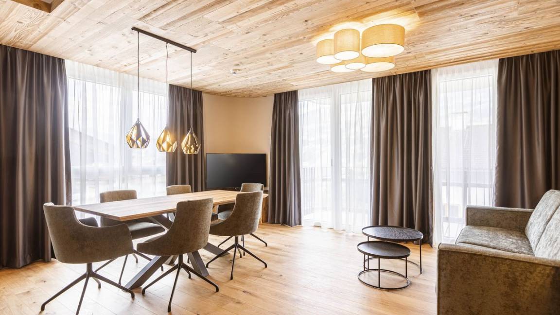 51 M² Appartement ∙ 2 Slaapkamers ∙ 4 Gasten - Fügen