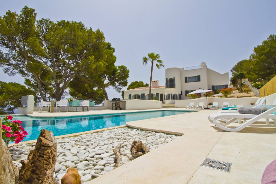 300 M² Villa ∙ 4 Bedrooms ∙ 8 Guests - Canyamel