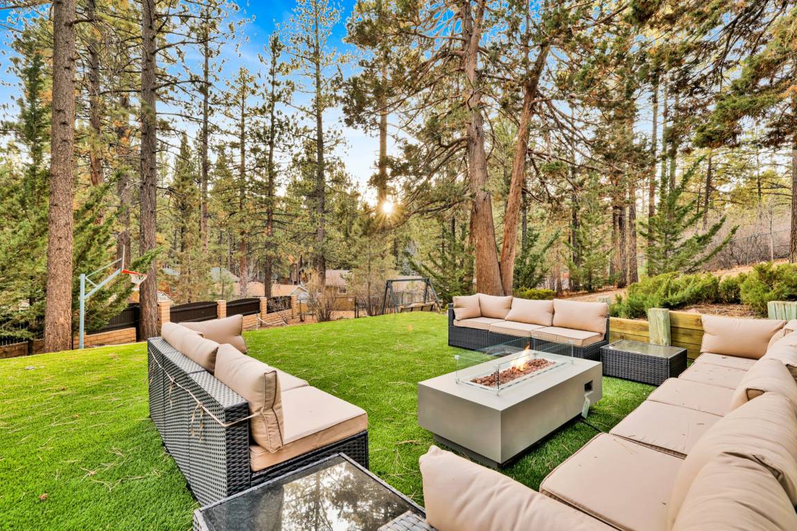 291 M² Cabaña ∙ 5 Habitaciones ∙ 16 Huéspedes - California