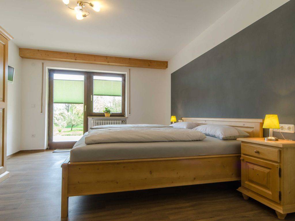 60 M² Ferienwohnung ∙ 2 Schlafzimmer ∙ 5 Gäste - Aufseß
