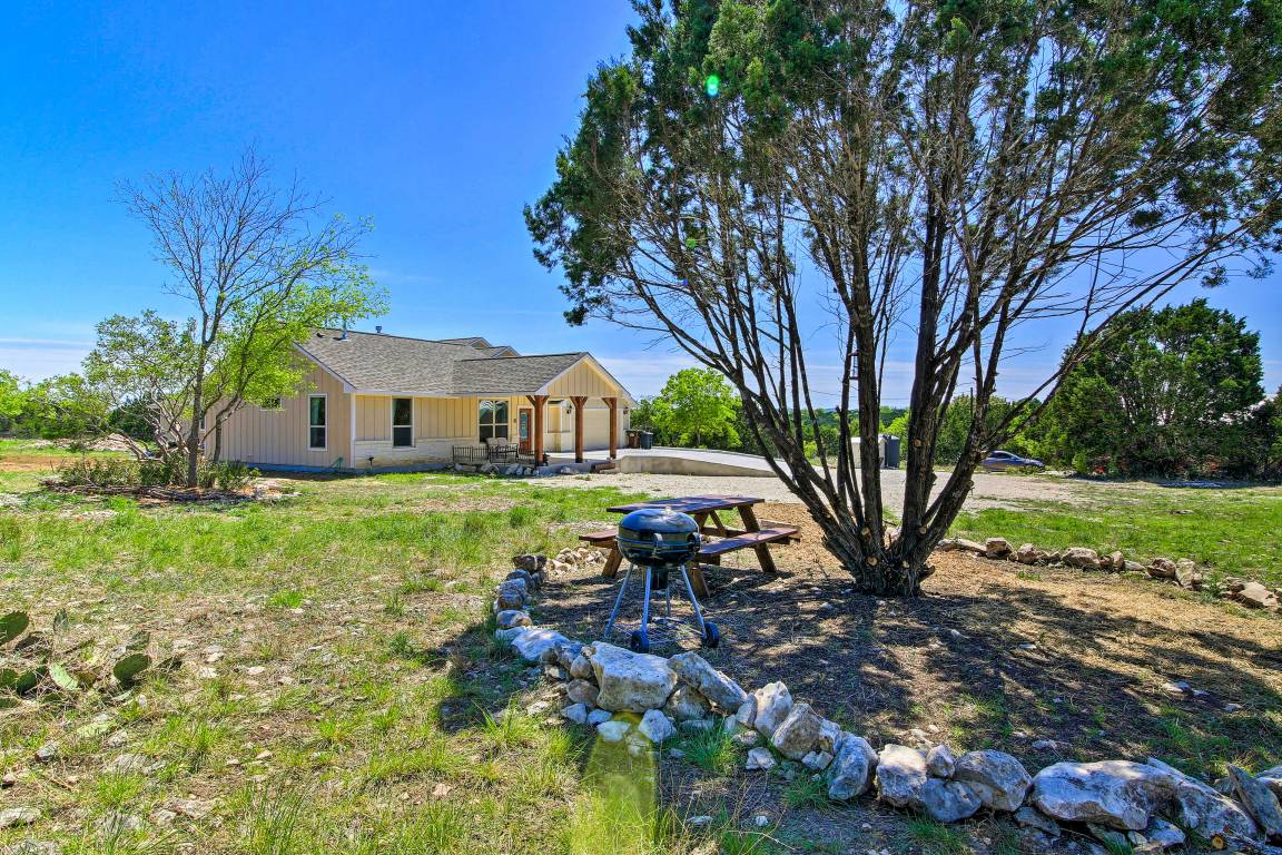 111 M² Cottage ∙ 2 Bedrooms ∙ 4 Guests - Texas