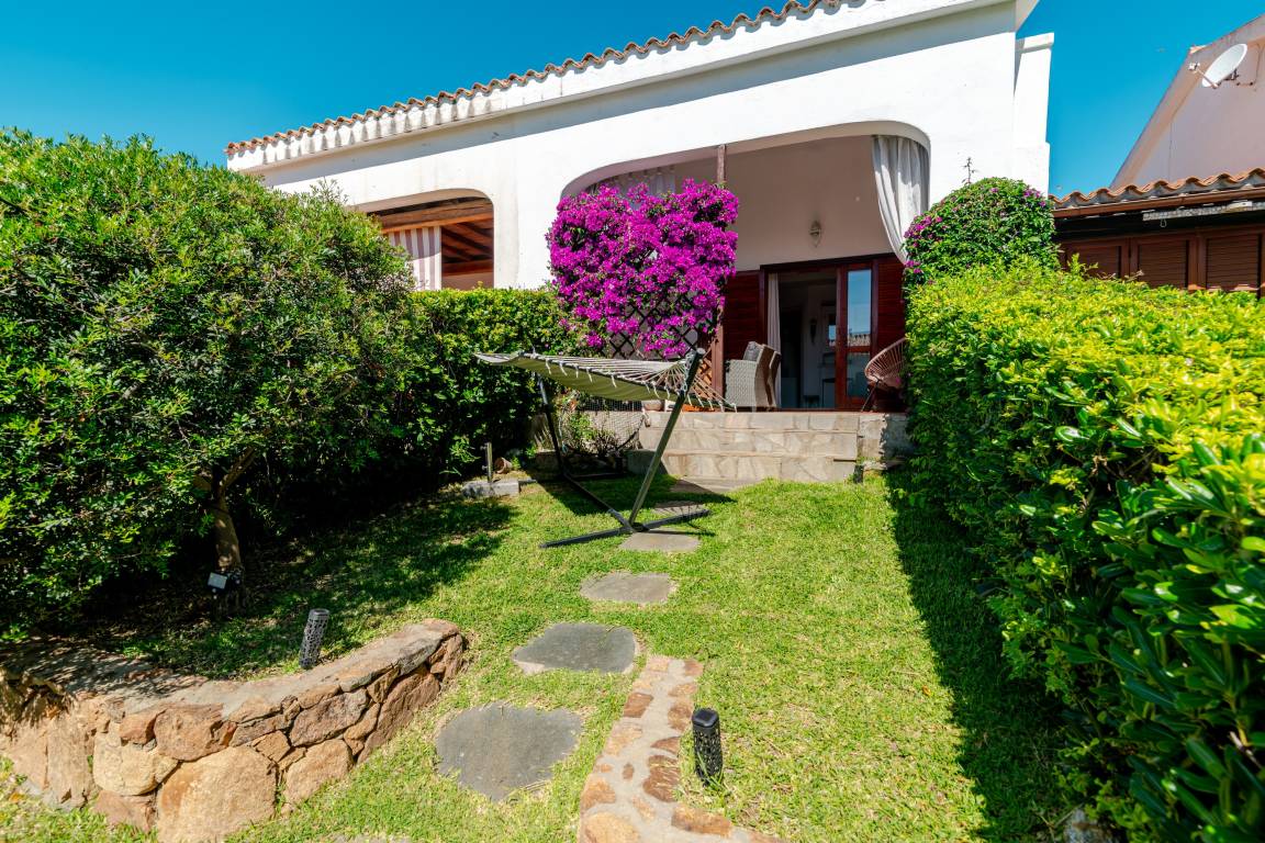 65 M² Apartment ∙ 2 Bedrooms ∙ 5 Guests - San Teodoro, Sicily