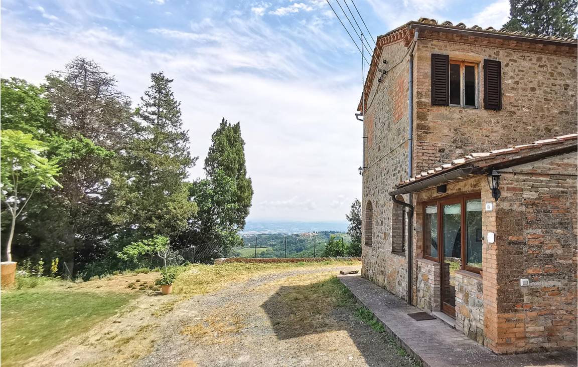 200 M² House ∙ 6 Bedrooms ∙ 12 Guests - Certaldo