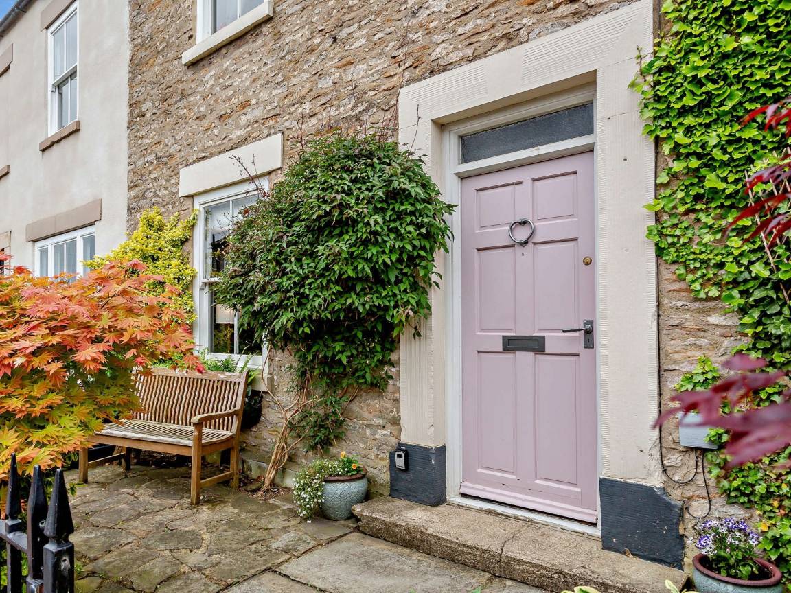 Cottage ∙ 2 Bedrooms ∙ 4 Guests - Leyburn