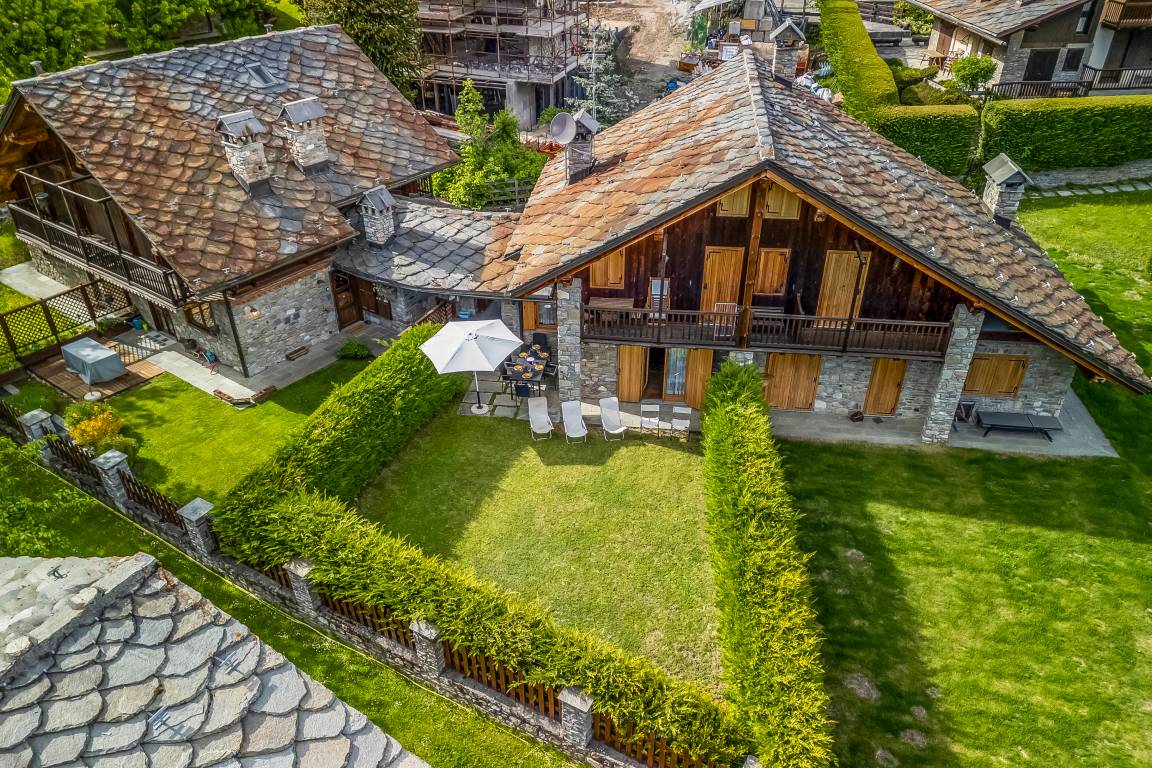 67 M² Huoneisto ∙ 3 Makuuhuonetta ∙ 6 Vierasta - Courmayeur
