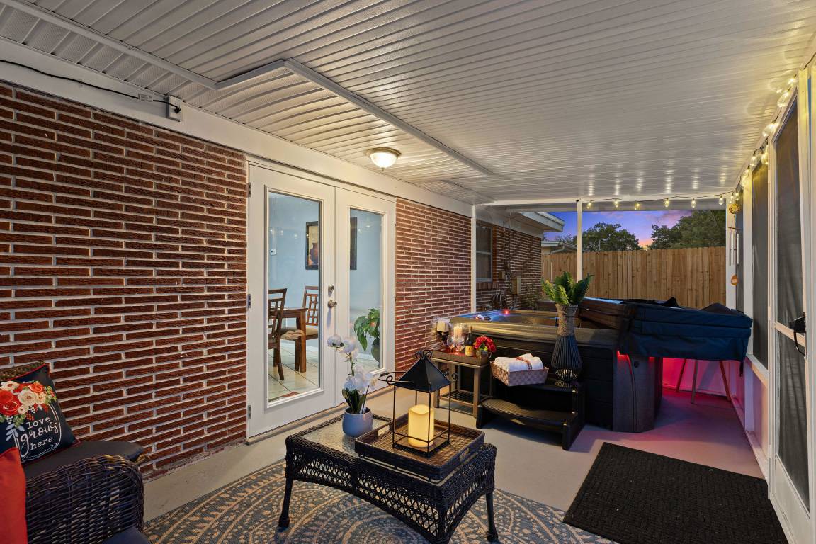 148 M² House ∙ 3 Bedrooms ∙ 7 Guests - Lakeland, FL