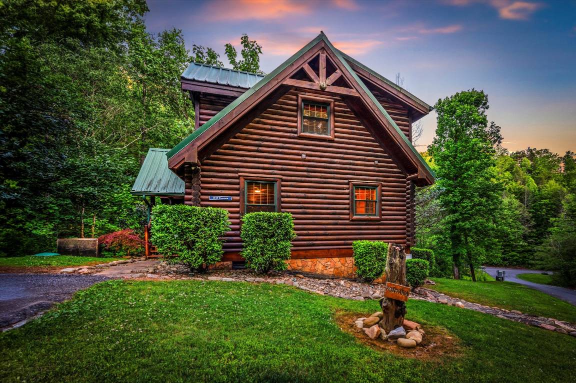 112 M² House ∙ 1 Bedroom ∙ 6 Guests - Gatlinburg, TN