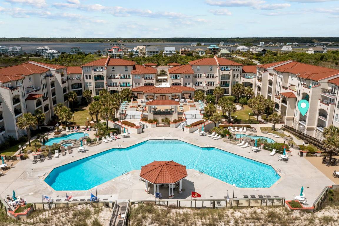 Apartment ∙ 2 Bedrooms ∙ 6 Guests - Topsail Island, NC